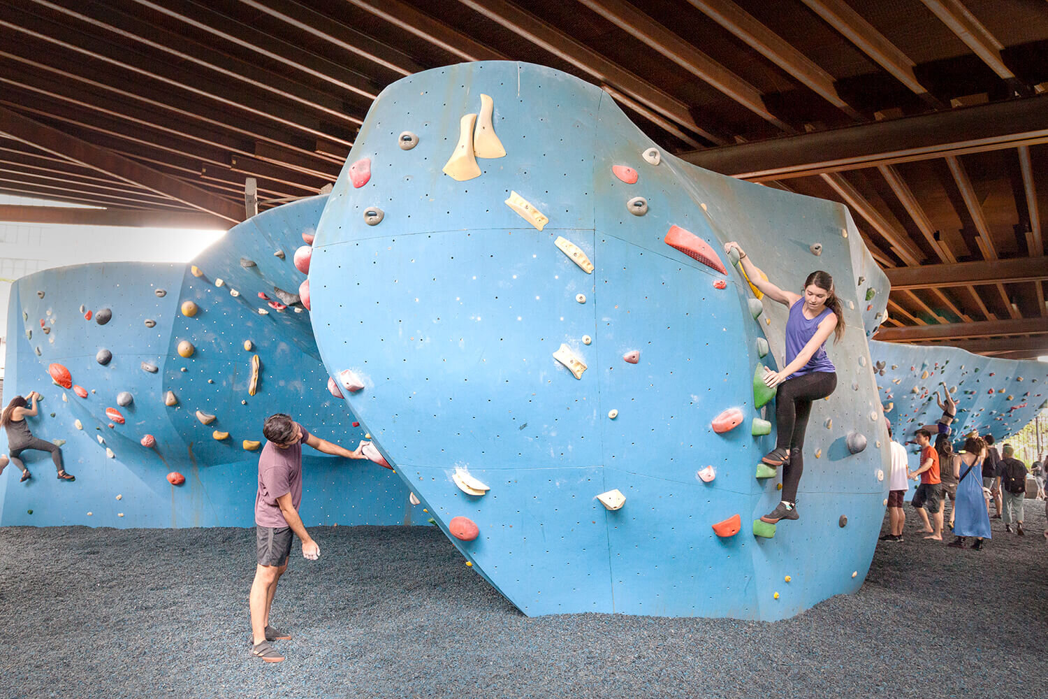 Bouldering vs Rock Climbing Which Ones Right for You in Edmonton